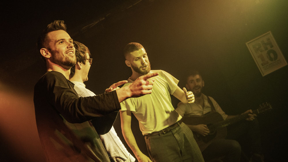 Improv Classes London | Fun and friendly improv courses | Hoopla Impro